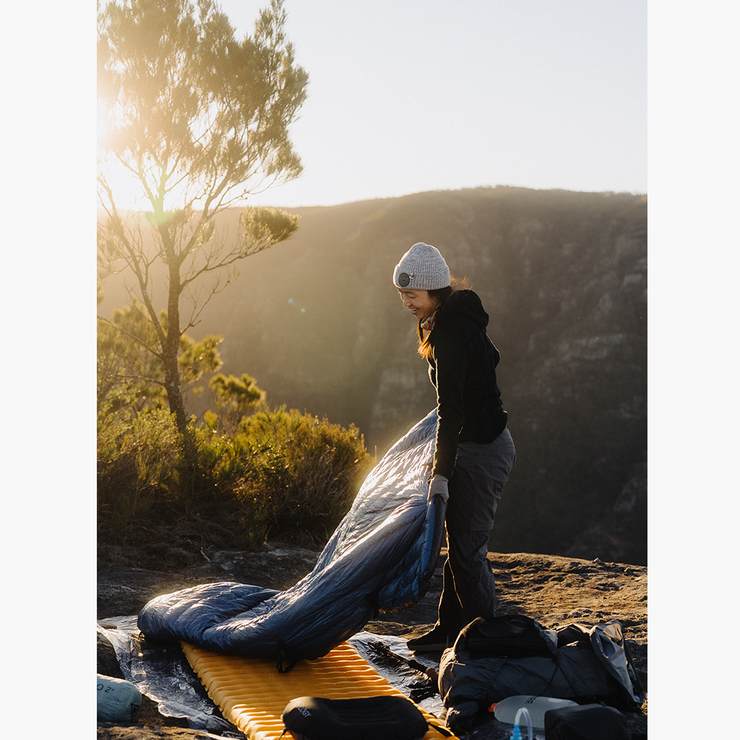 Ultralight Hiking Quilt – Neve Gear